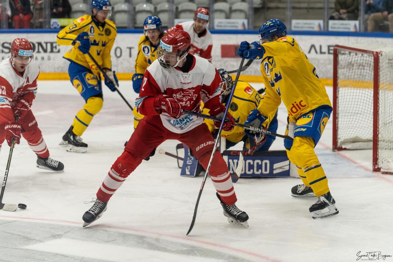 Oscar Fisker Molgaard med 2 mål